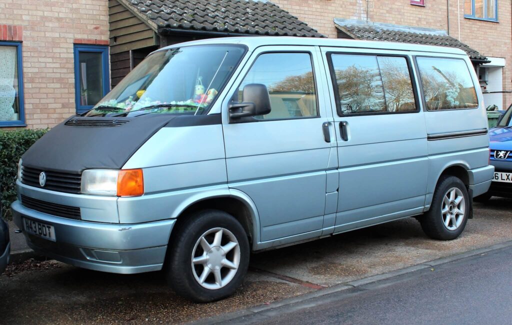 Volkswagen Transporter/Caravelle 1995 MKIV Bus - Australian Child ...